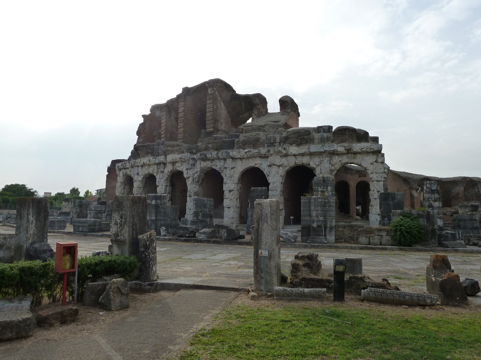 The Solley's in Italy: Capua Colosseum