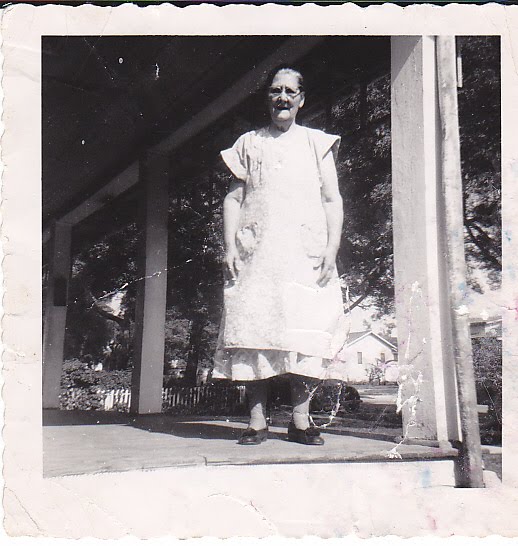 Full Nest...: Friday Photo Flashback--a couple oldies