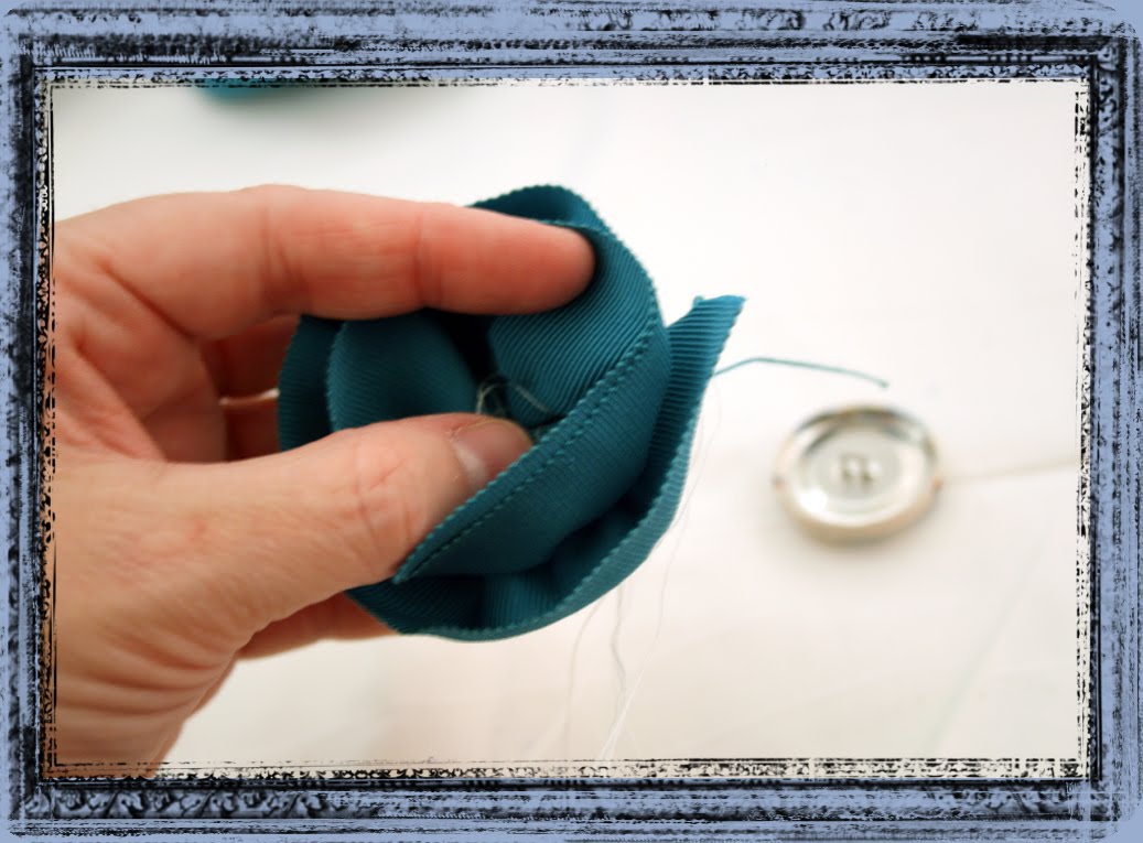 The Red Door Studio: A Cover Button Corsage Tutorial