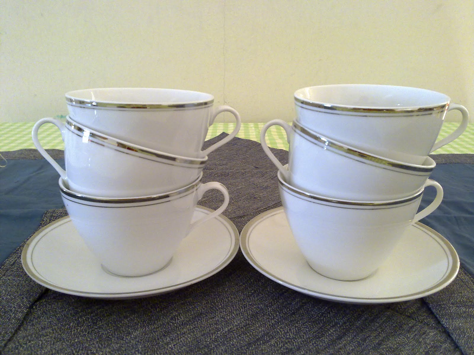 Galeri Lia Cantiq: Set 6 biji Cawan for sale