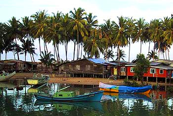 Keindahan@Terengganu: KAMPUNG NELAYAN DI MARANG