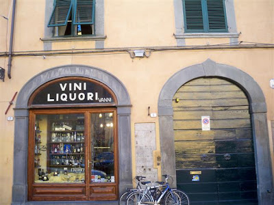 papavero di campo: Lucca. Negozi d'antan, storici Caffè e Caffetterie ...