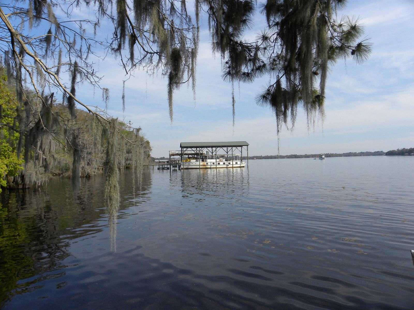 My Secrets for Happiness: Boat at Fort Gates Ferry