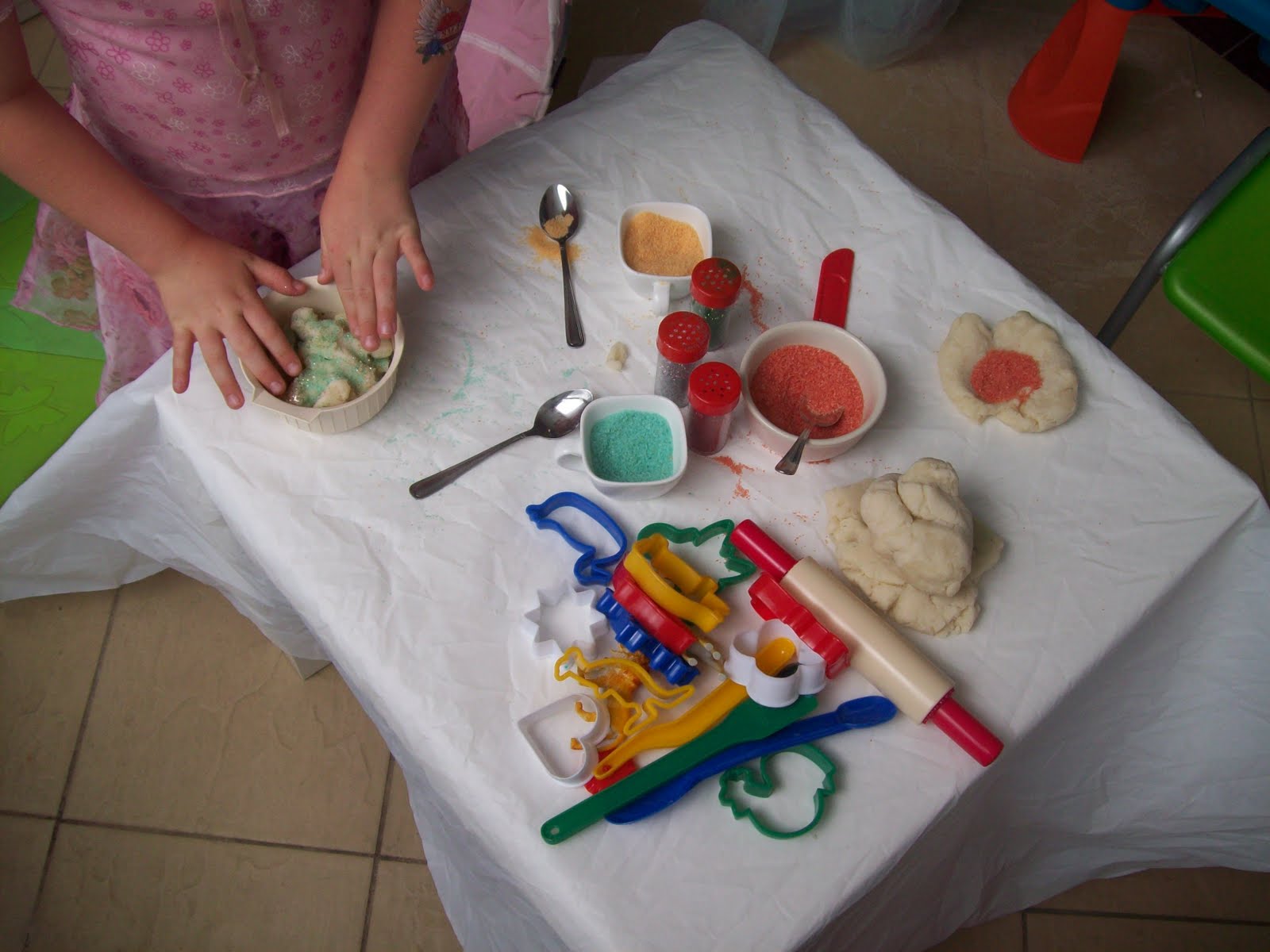 A Little Learning For Two: Playdough playdate