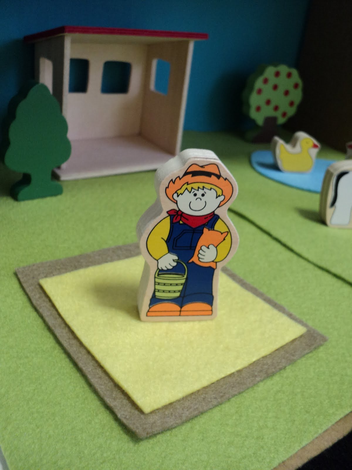A Little Learning For Two: Weather Changing Diorama