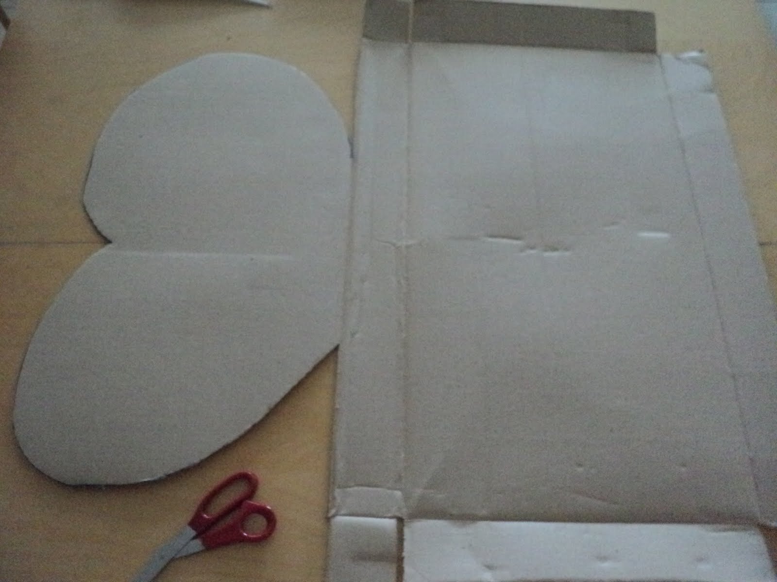 A Little Learning For Two: Cardboard Box Butterfly Wings