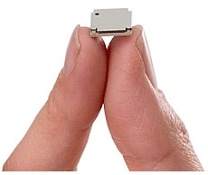 Latest Gaming Gadgets: World's smallest WiFi module - Sharp DC2J1DZ115