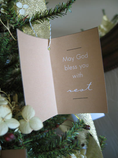 Inspiring Ideas with artist Jeanne Winters: The Blessing Christmas Tree
