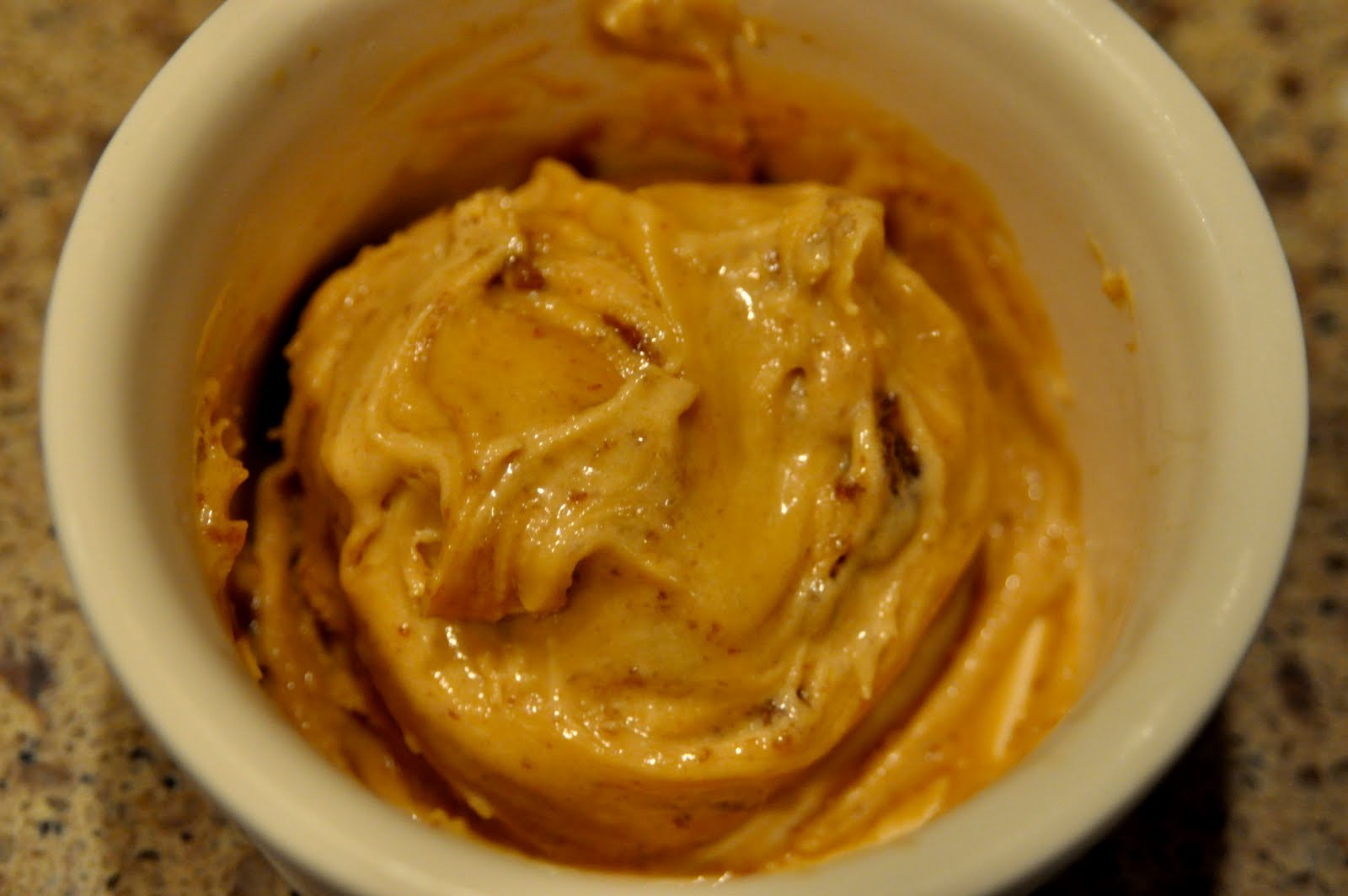 Aesthetic Nest: Cooking: Salted Caramel Ginger Biscuit Ice Cream