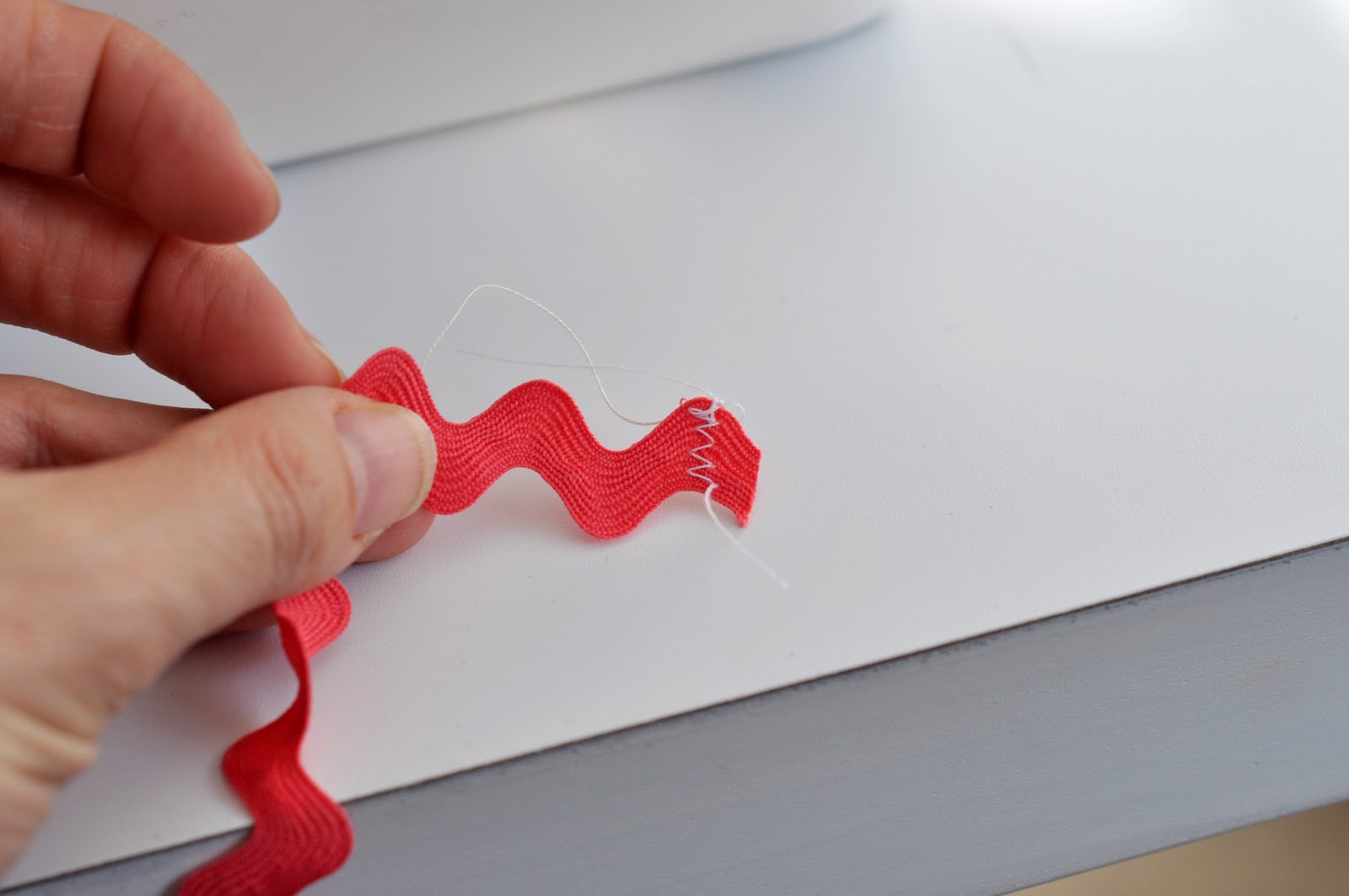 Aesthetic Nest: Sewing: Rick Rack Dish Towels