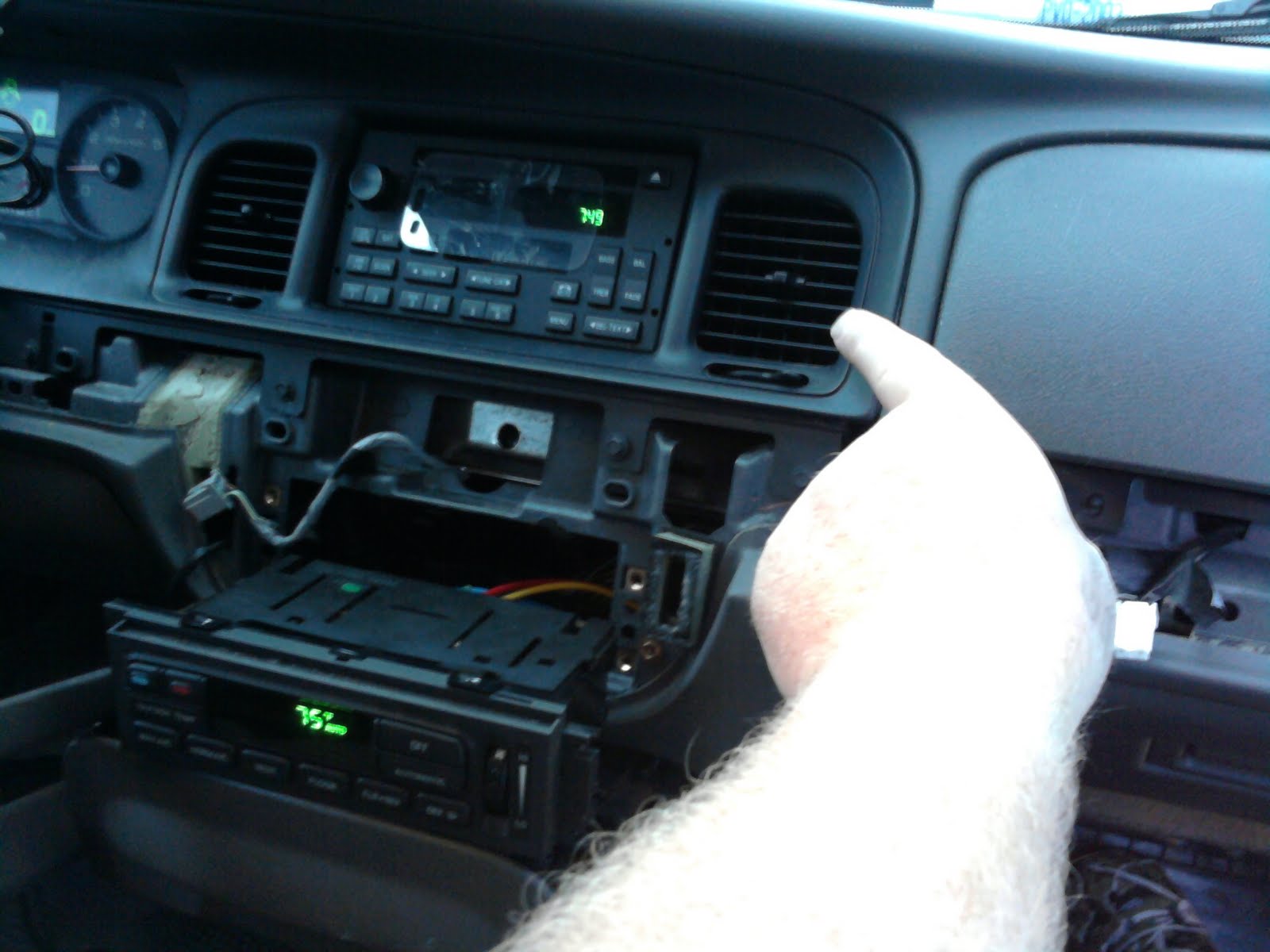 2008 Crown Victoria Owner: EATC Electronic Automatic Temperature ...