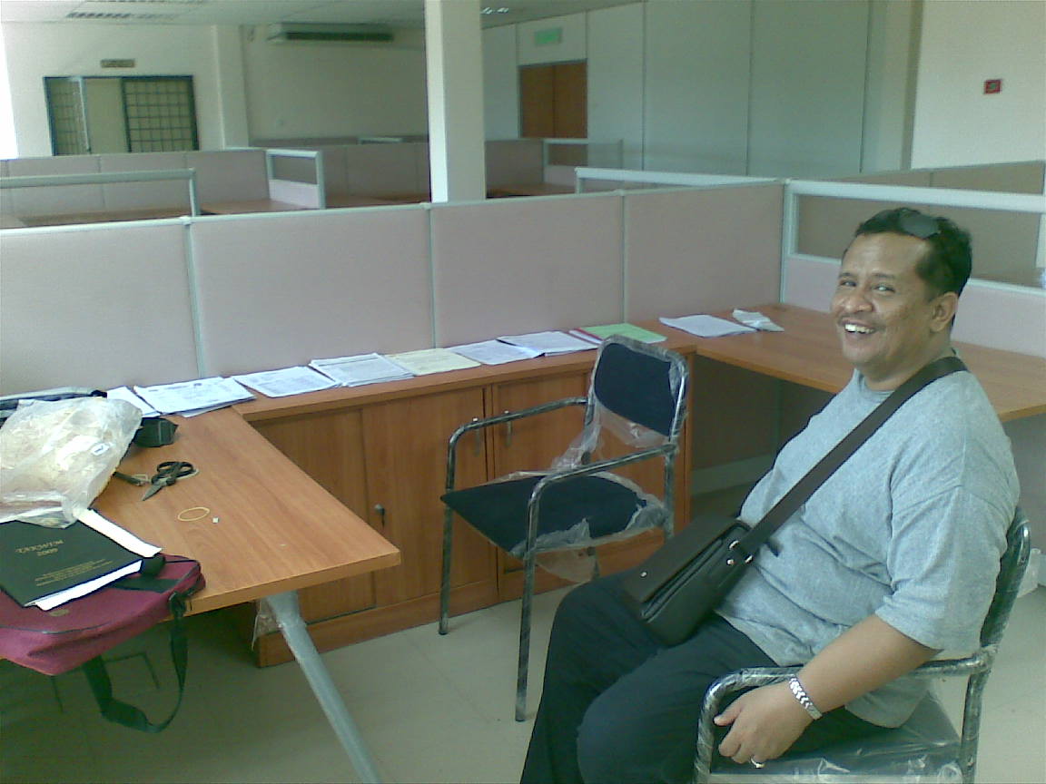 Sekolah Menengah Sains Rembau: 14 Oktober 2009: Lawatan Guru & Staf ...