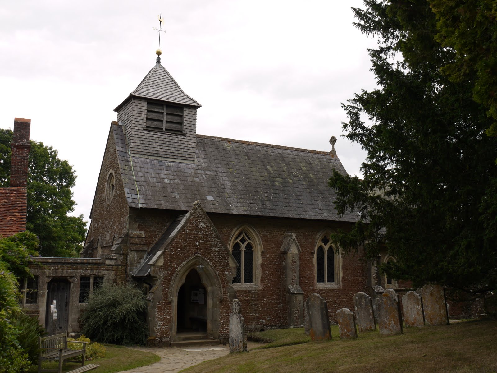 Walking in the country: Hambledon and Hascombe