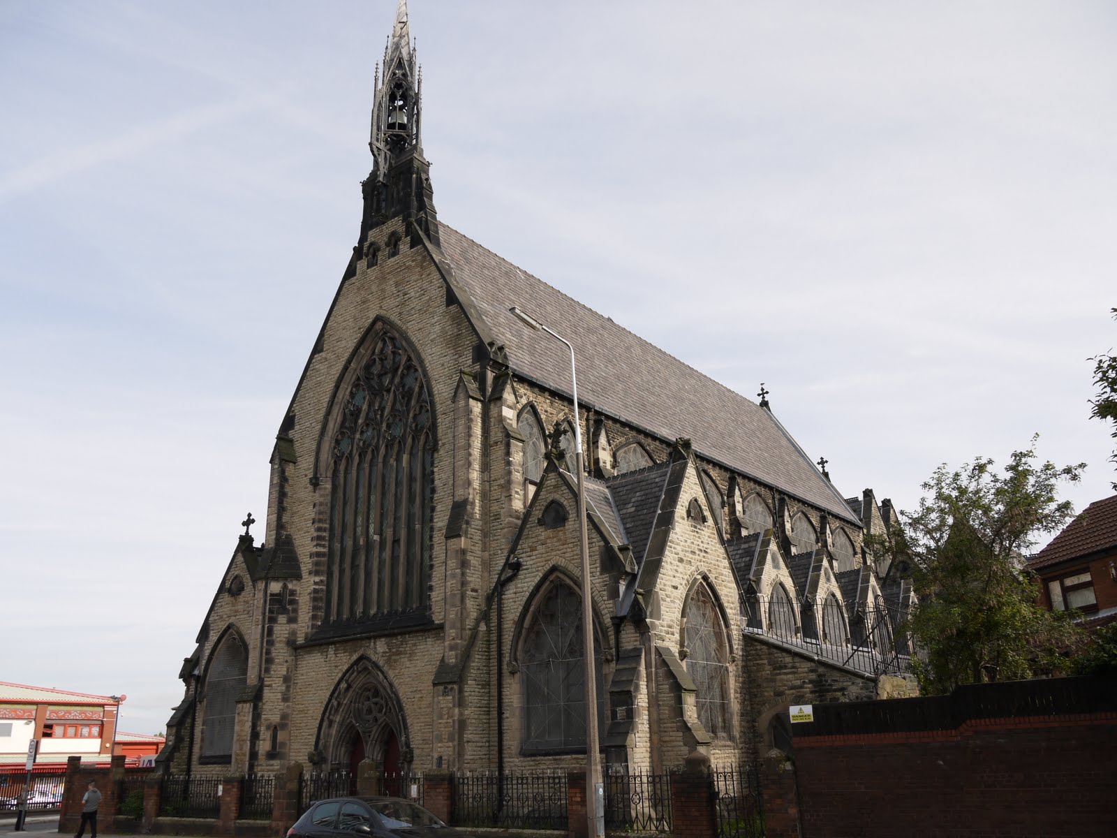Walking in the country: Liverpool: Albert Dock to Liverpool Cathedral