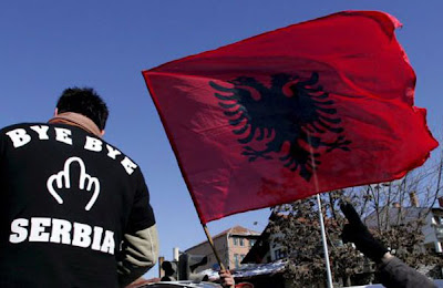 FOTO TE V.I.P. SHQIPTAR: Pavarsia e Kosoves 01