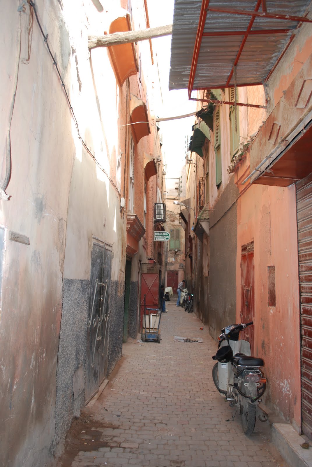 socalgalopenwallet: The mellah, Marrakech