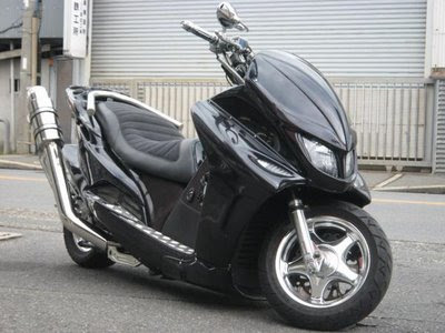maticmod: JAPANES LOW RIDER SCOOTERS