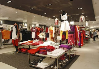 My Thoughts...: H&M Visual Merchandising