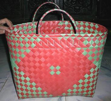 Galery Tas Anyaman Plastik: Tas Anyaman Model - Model Standart