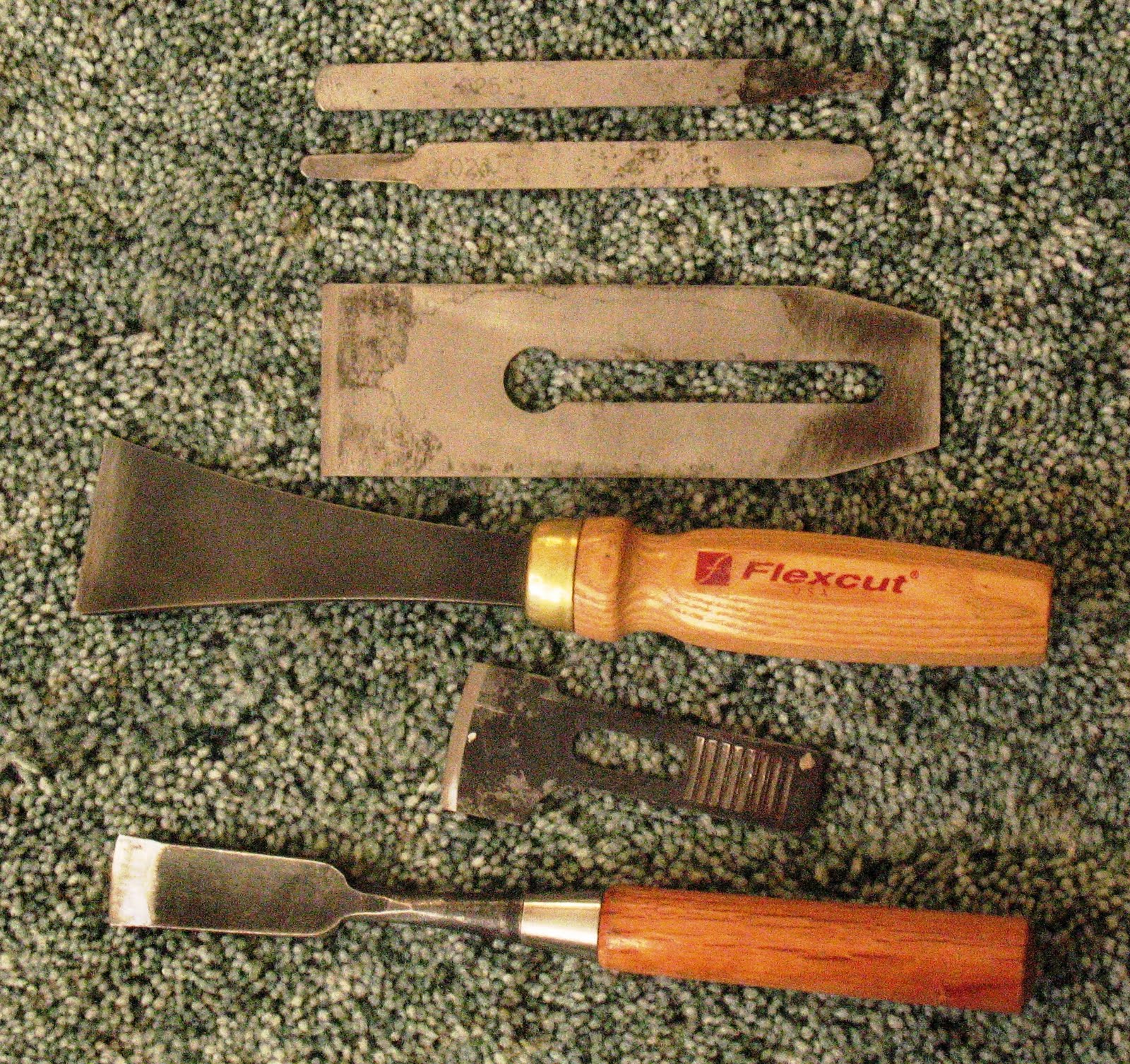 Ken's violin making: Scrapers, smoothing everything up