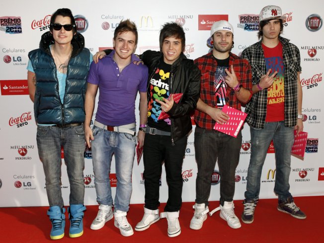 Play and Next: Banda Cine