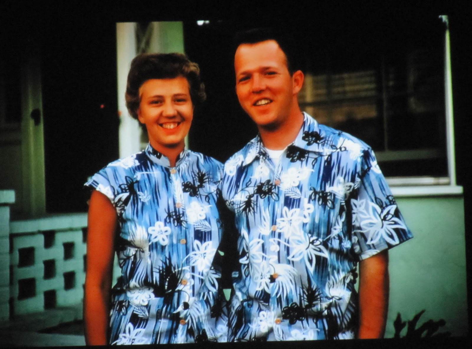 Tikilife: Charles Phoenix Retro Slide Show