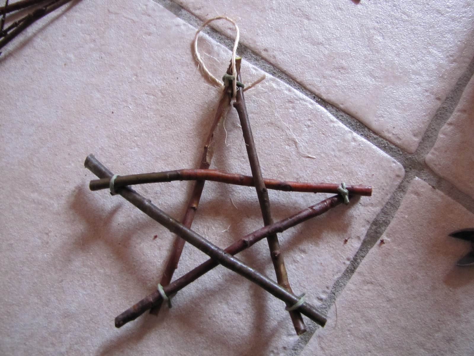 Stick Star Ornaments | DIY