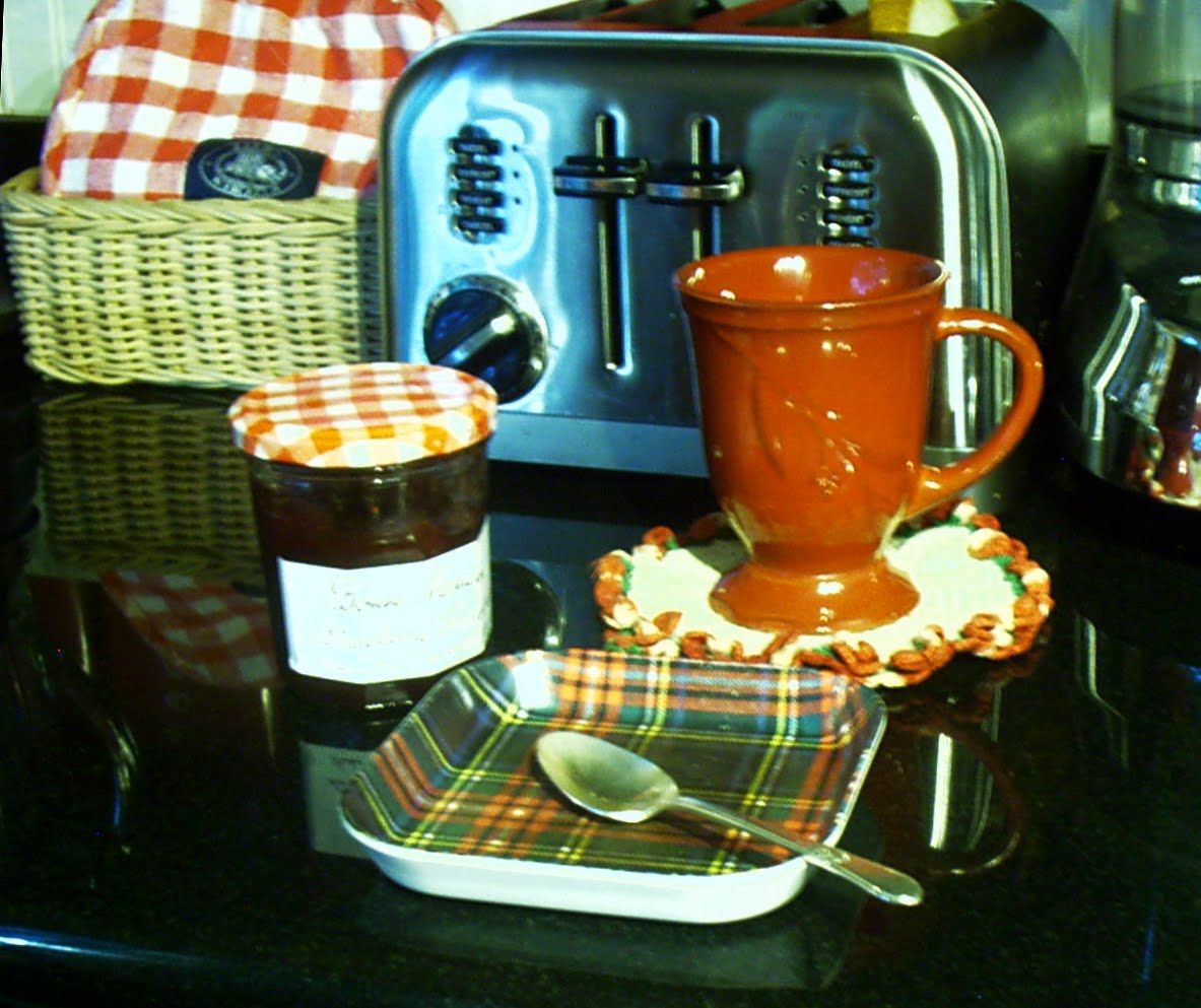 Ash Tree Cottage: Red Tea Morning