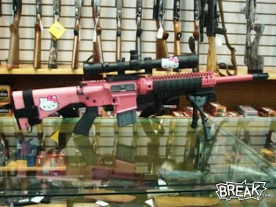 crema de la meca: ARMAS ....HELLO KITTY