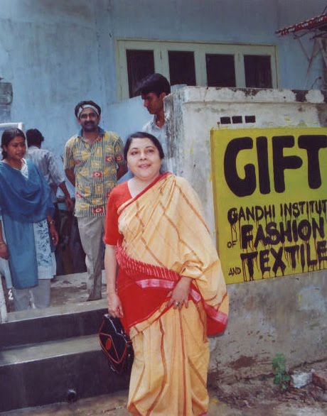 MAYOR OF AHMEDABAD "Legacy of late Aneesa Begum Mirza" show held in ...