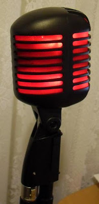 Dynamic Mic's With LED Lights: LED (Light Emitting Diode) Dynamic ...