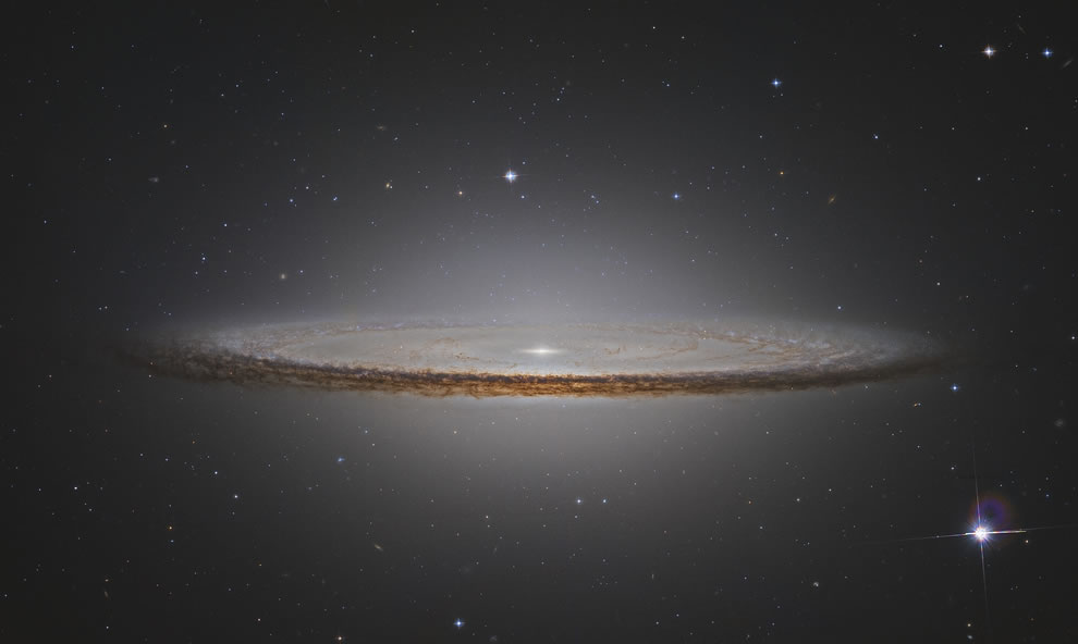 The Centered Librarian: 100 Epic Images from the Hubble Space Telescope