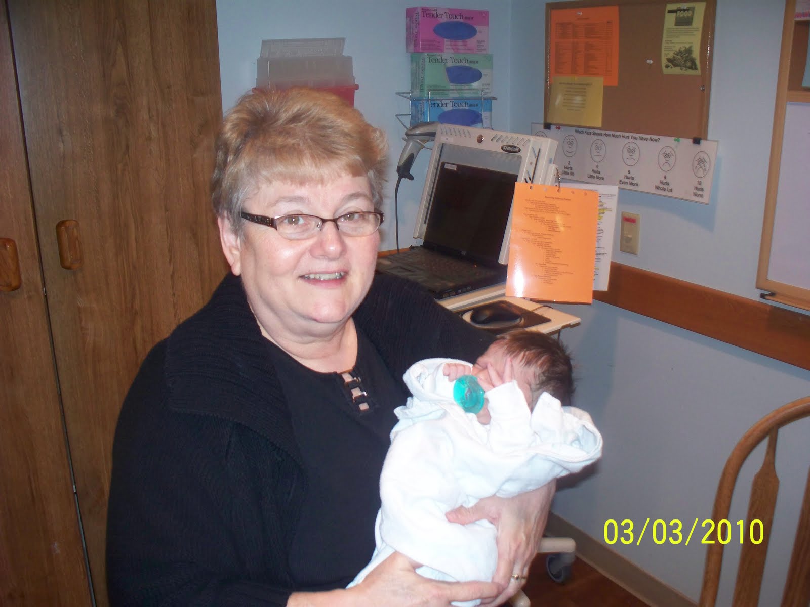 Jenkins Family: Vistors of Kenna in the Hospital