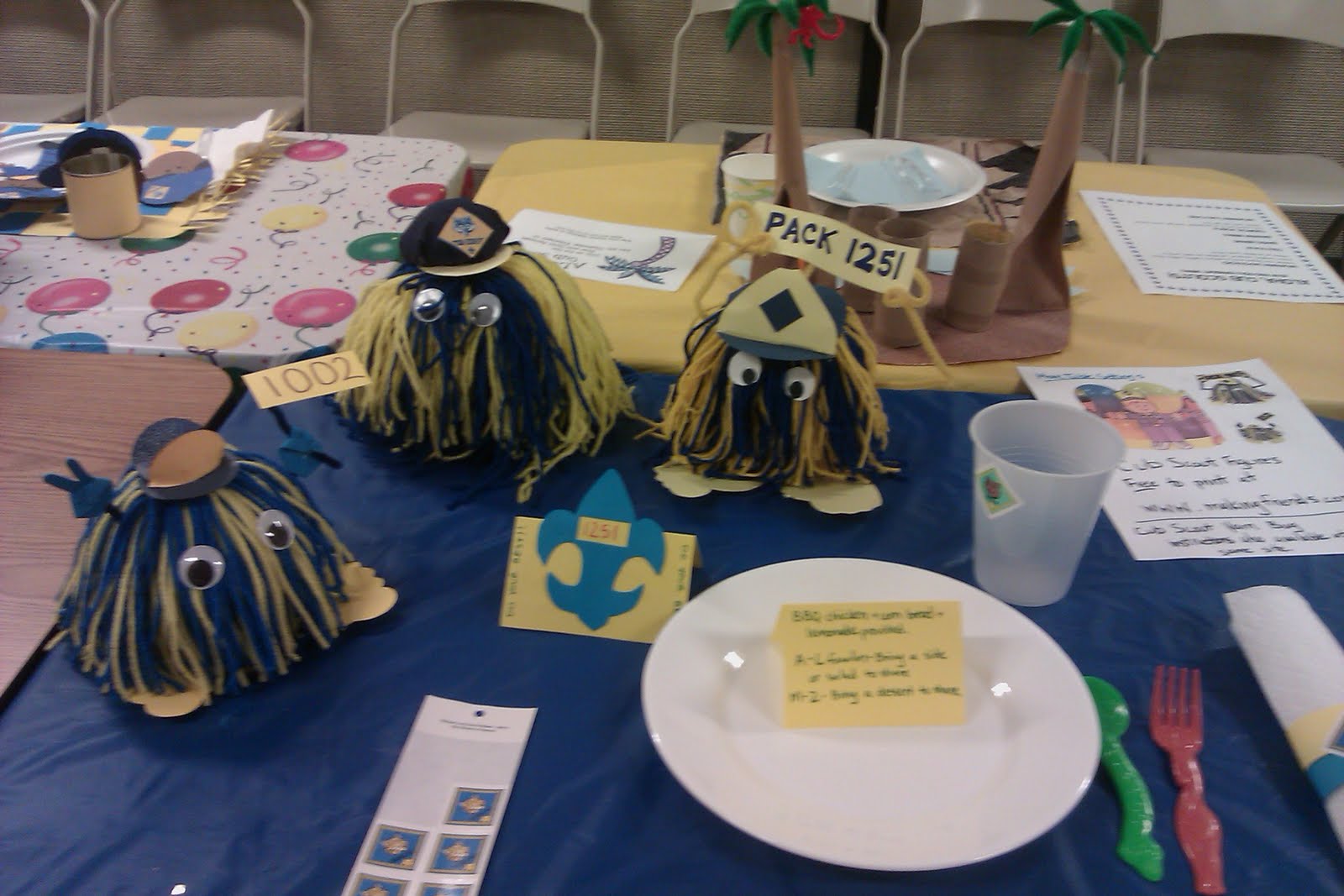 Pony Express District Cub Scouts: Blue & Gold Table Decorations