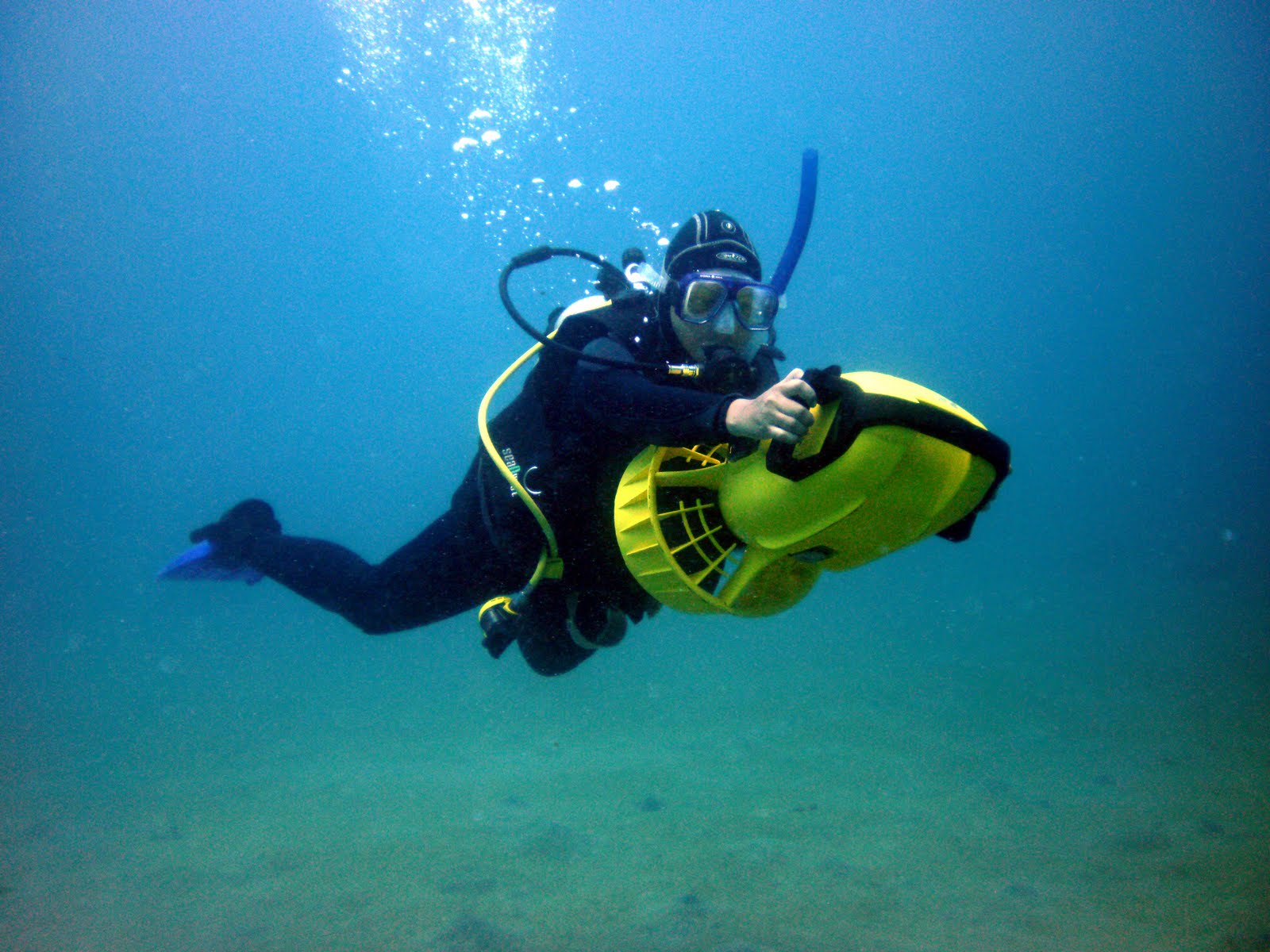 DIVING IN TAGANGA: Nuevo juguete: Vehìculo de propulsiòn subacuàtico.