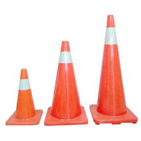 Grupo Hexahedro.: Cosas en forma de cono