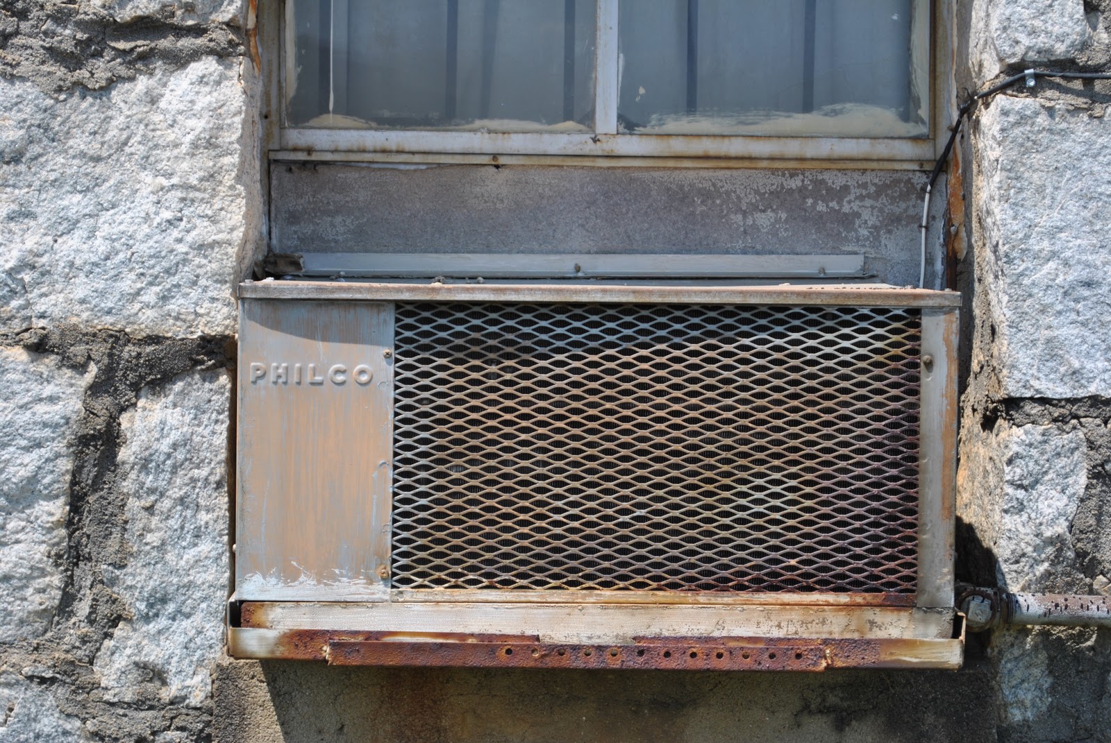 FREE TEXTURE SITE: Free Old Air Conditioner Texture