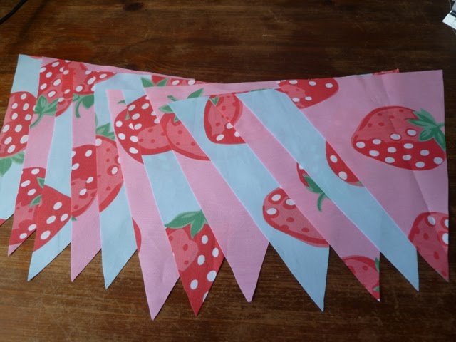 52-46-54: How to Make Bunting!