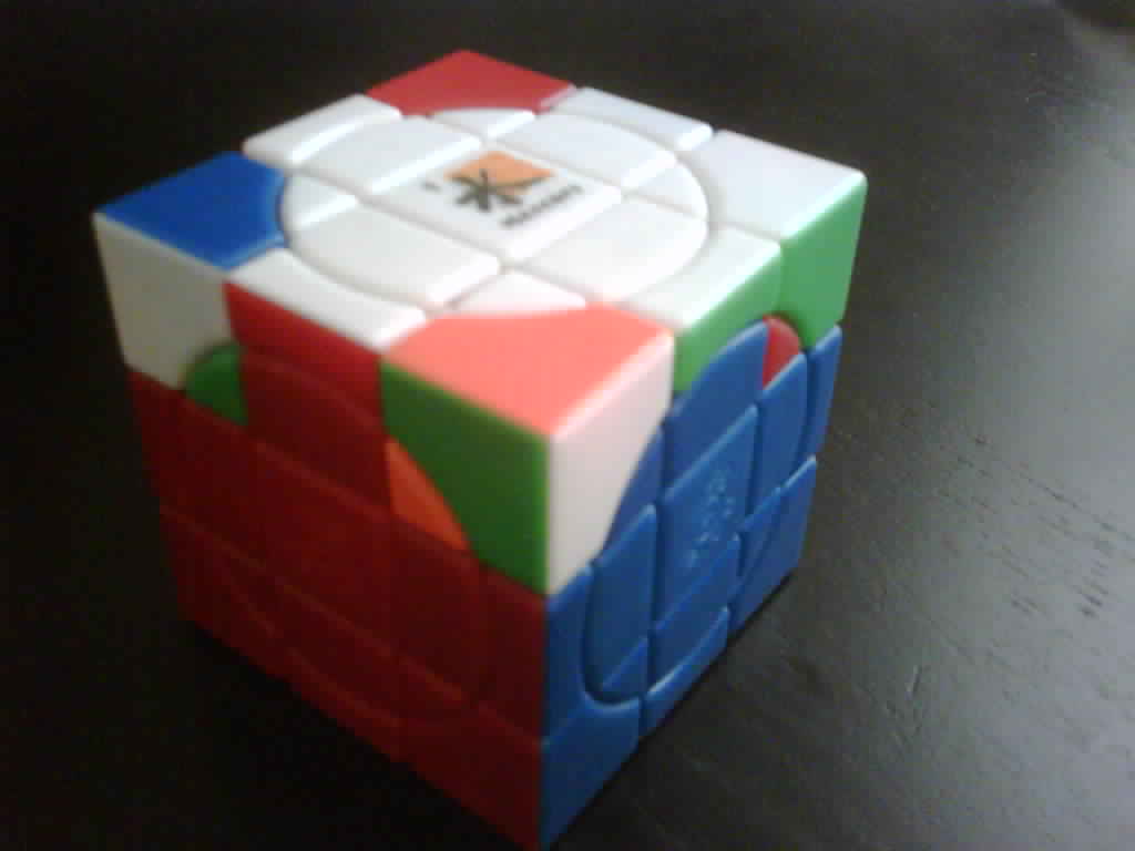 Useless Hobby: New Circle Cube Puzzle