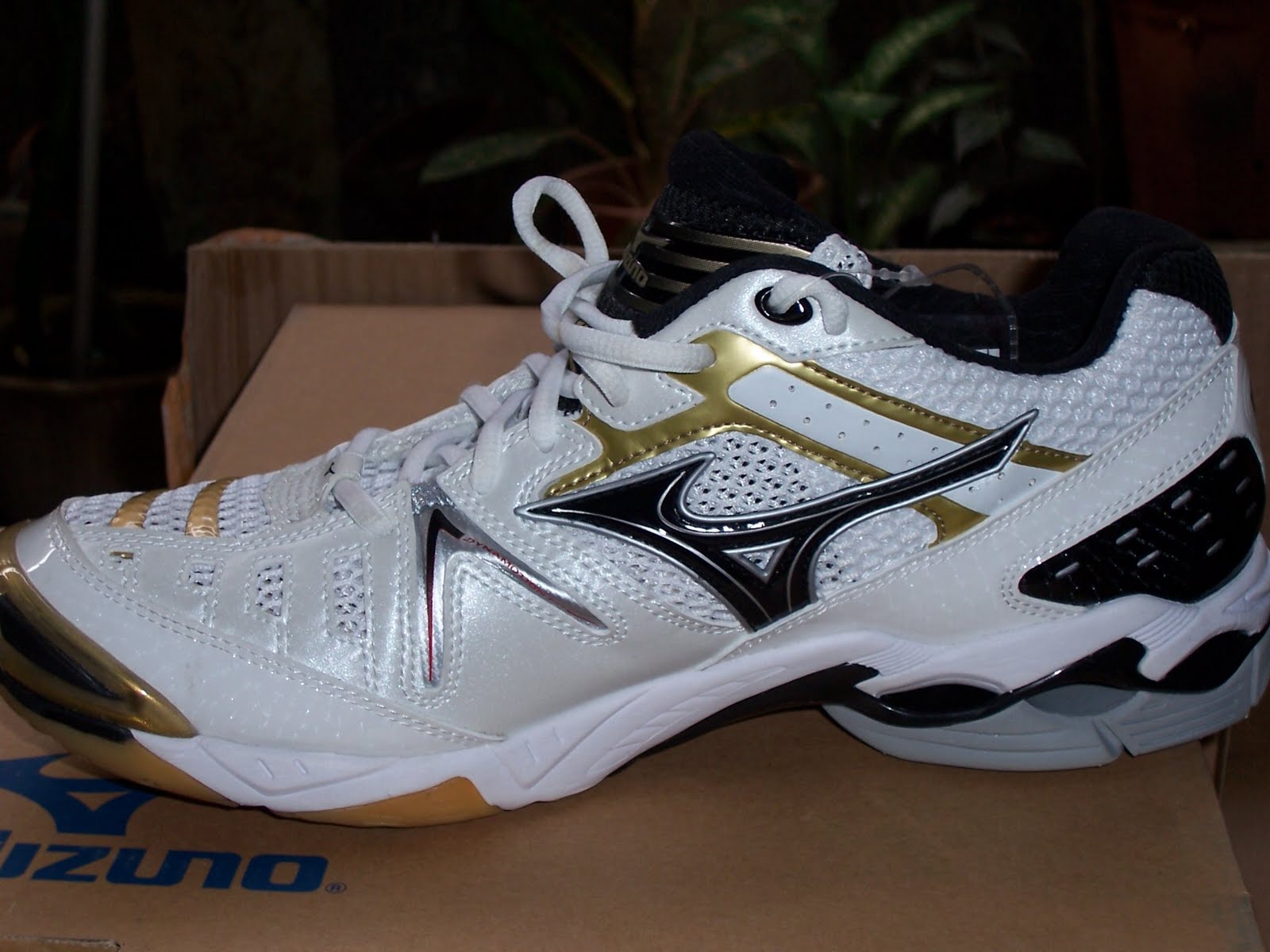 Mizuno Wave Lightning 7