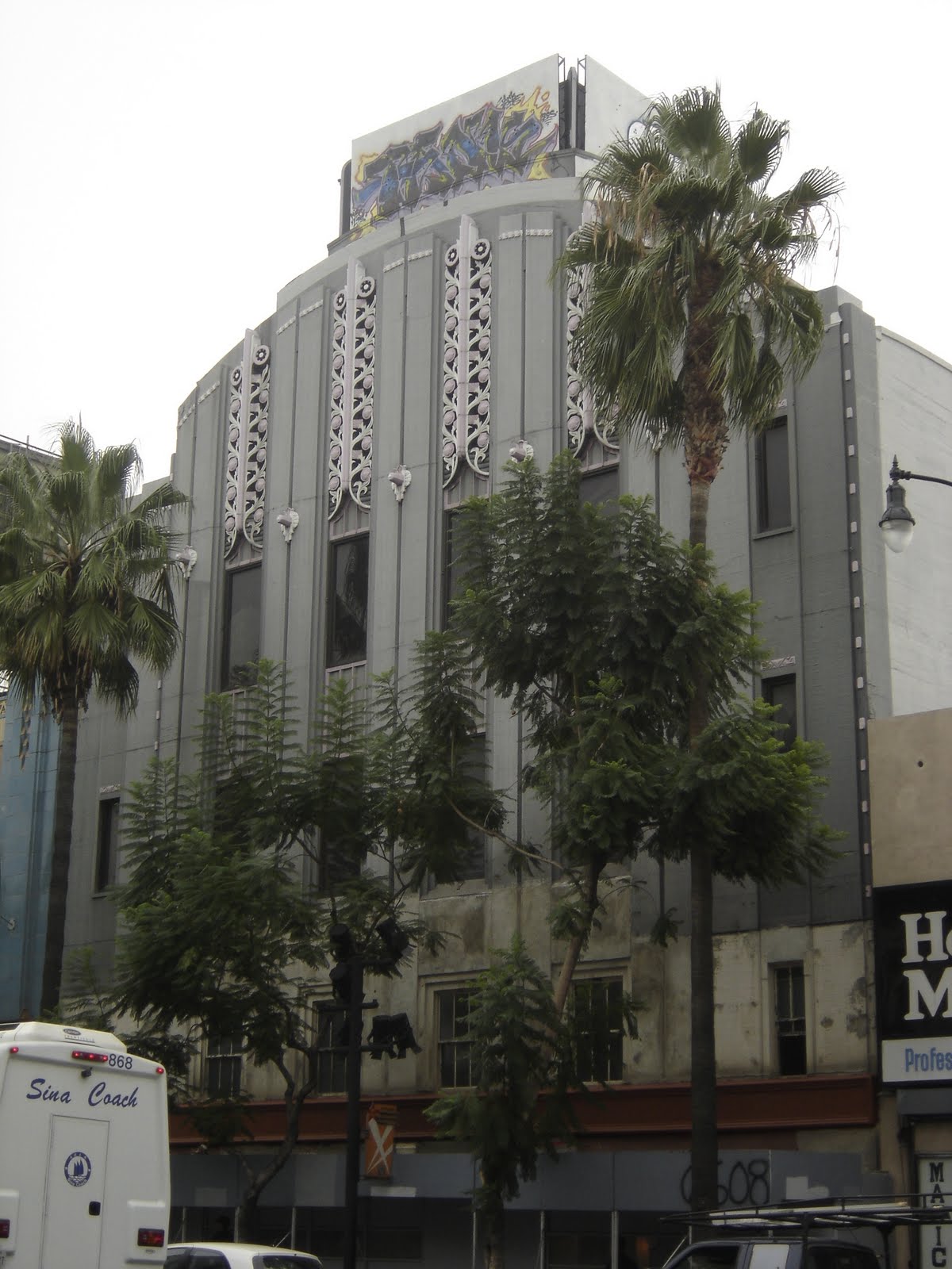 Places To Go, Buildings To See: Kress - Hollywood, California