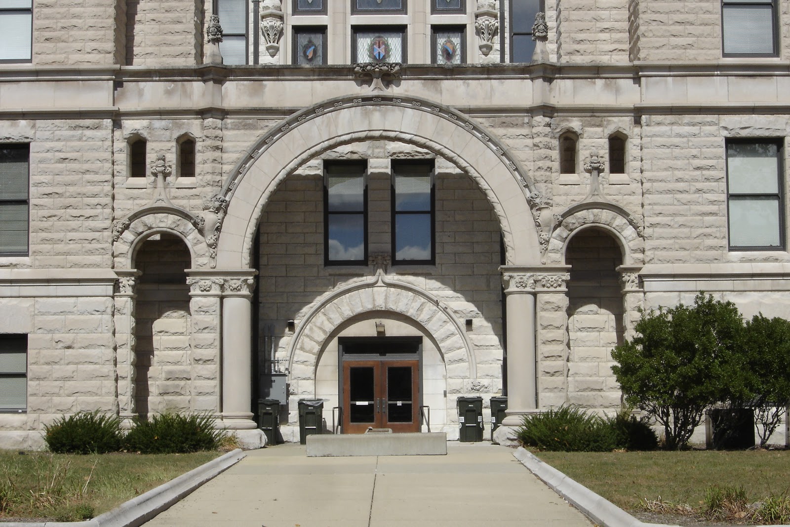Places To Go, Buildings To See: Hancock County Courthouse - Greenfield ...