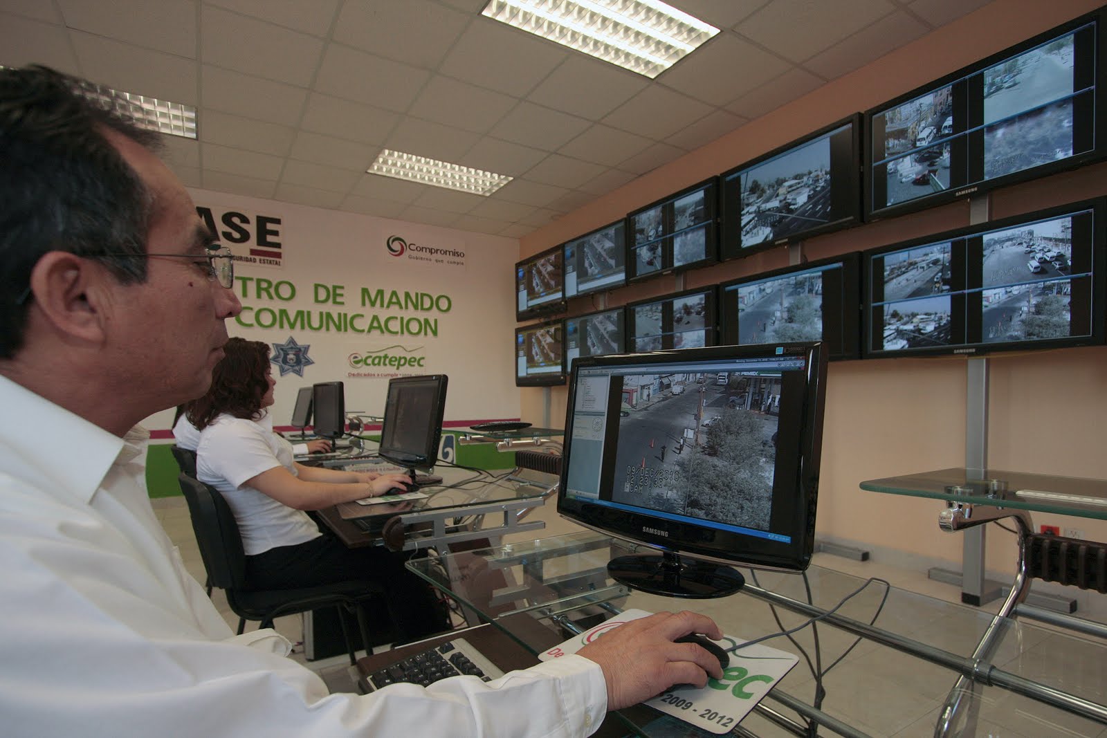 Cronista de Ecatepec: Estrena Ecatepec Centro de Mando policial