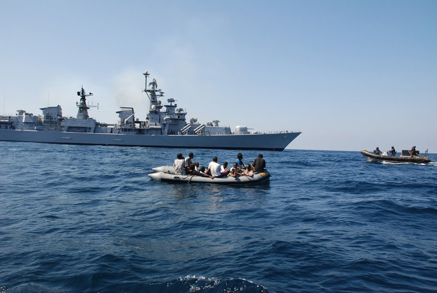 Tarmak007 -- A bold blog on Indian defence: Anti-piracy patrol in Gulf ...