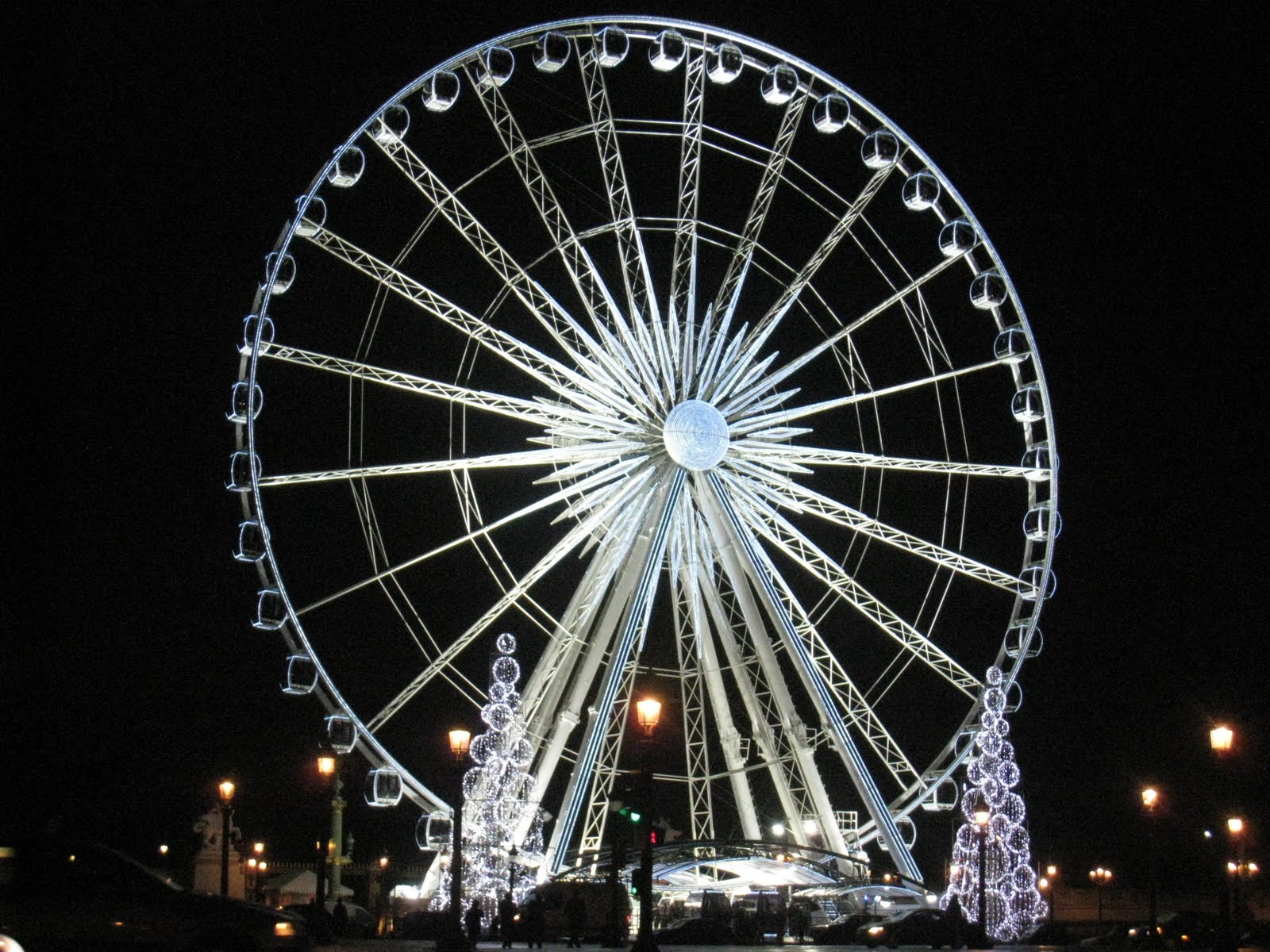 INTERNATIONAL LUXURY CONSULTING: GRANDE ROUE DE MARCEL CAMPION PLACE DE ...