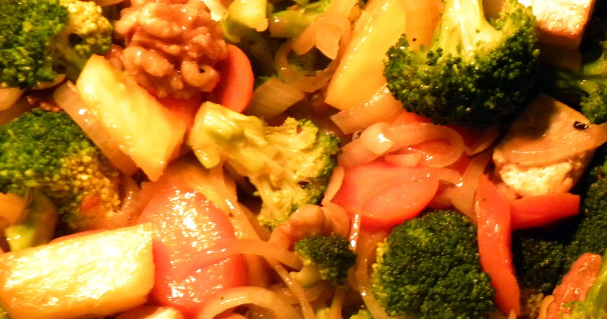 Cook's Cache: Walnut Broccoli Stir- Fry
