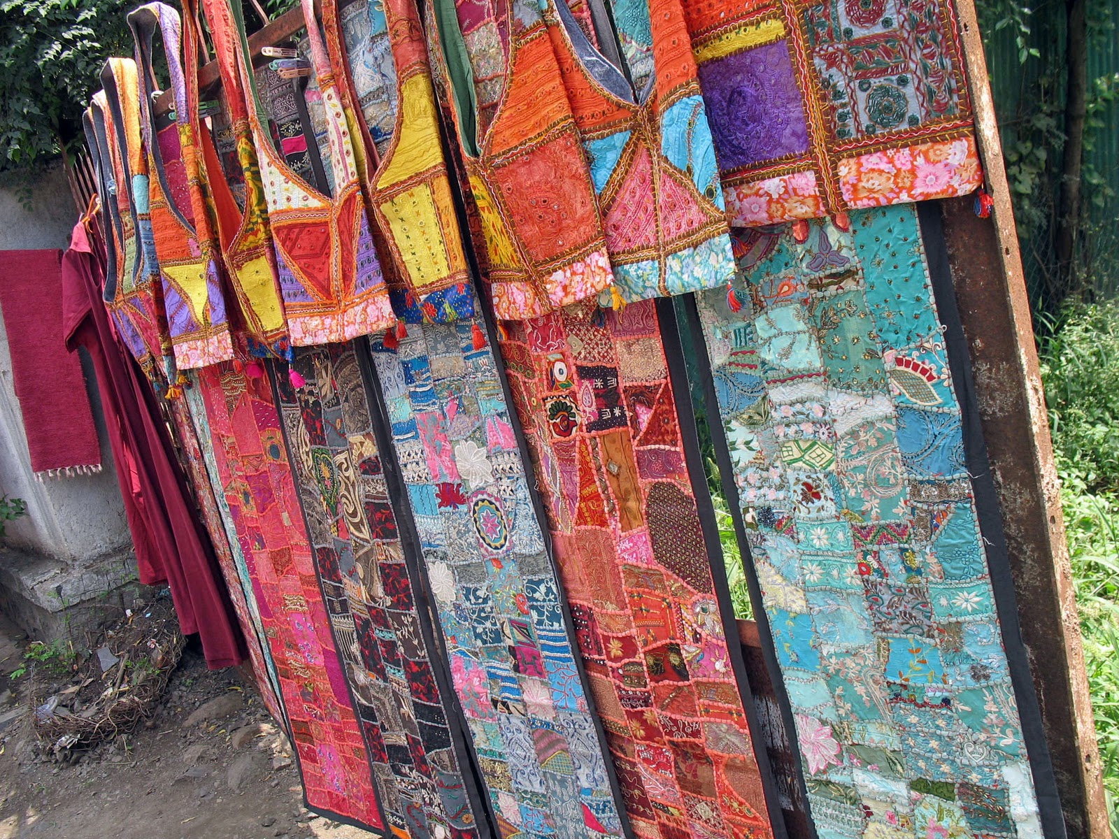 Stock Pictures: Bedcovers, cloth bags and jackets - Patterns and Designs