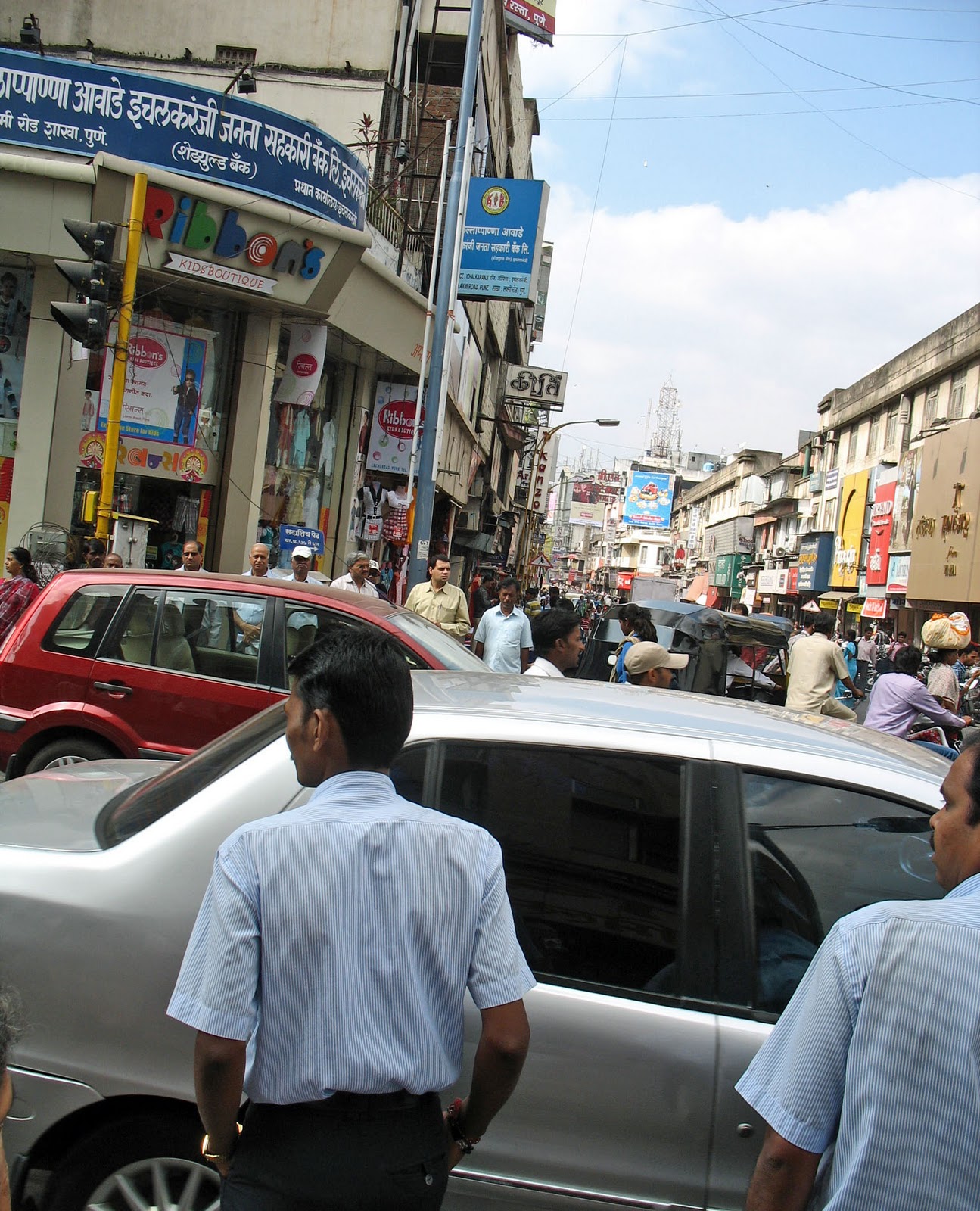 Stock Pictures: Crowded city streets in India