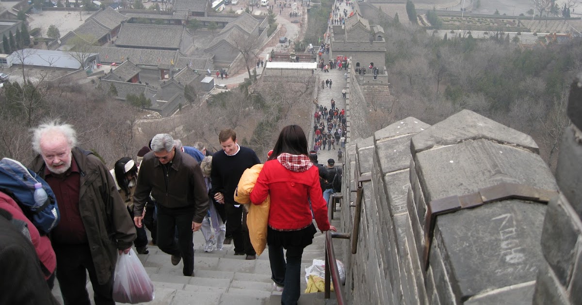 Ciaran O'Driscoll: THE GREAT WALL OF CHINA (QUANG QUENG)