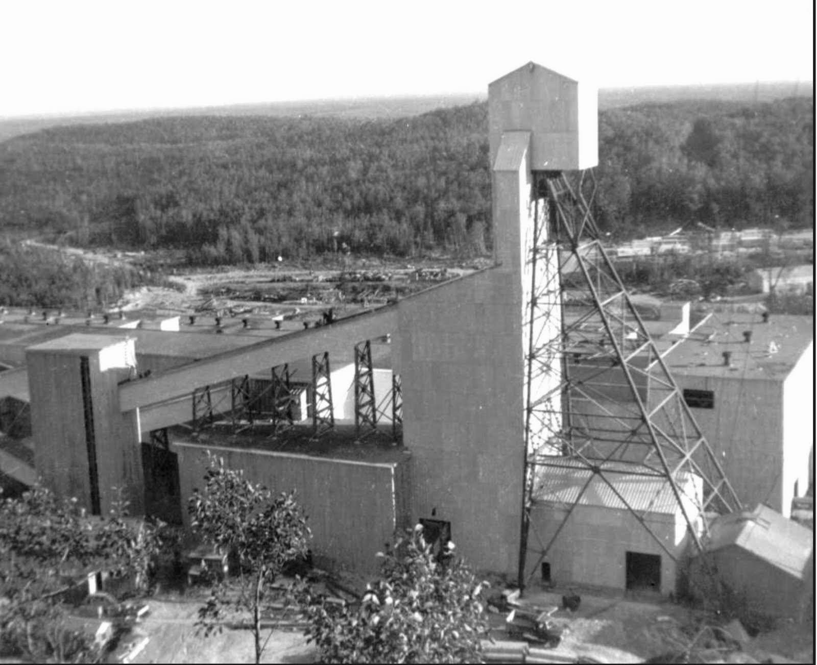 Random Thoughts: Remembering Elliot Lake